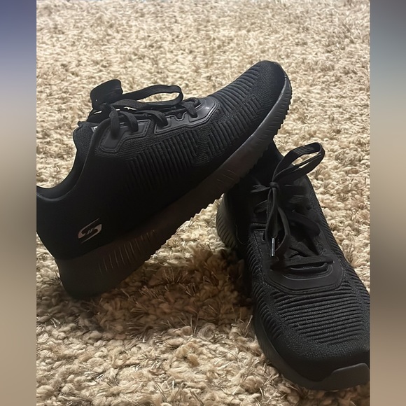 Skechers | Shoes | Black Skechers Sneakers | Poshmark